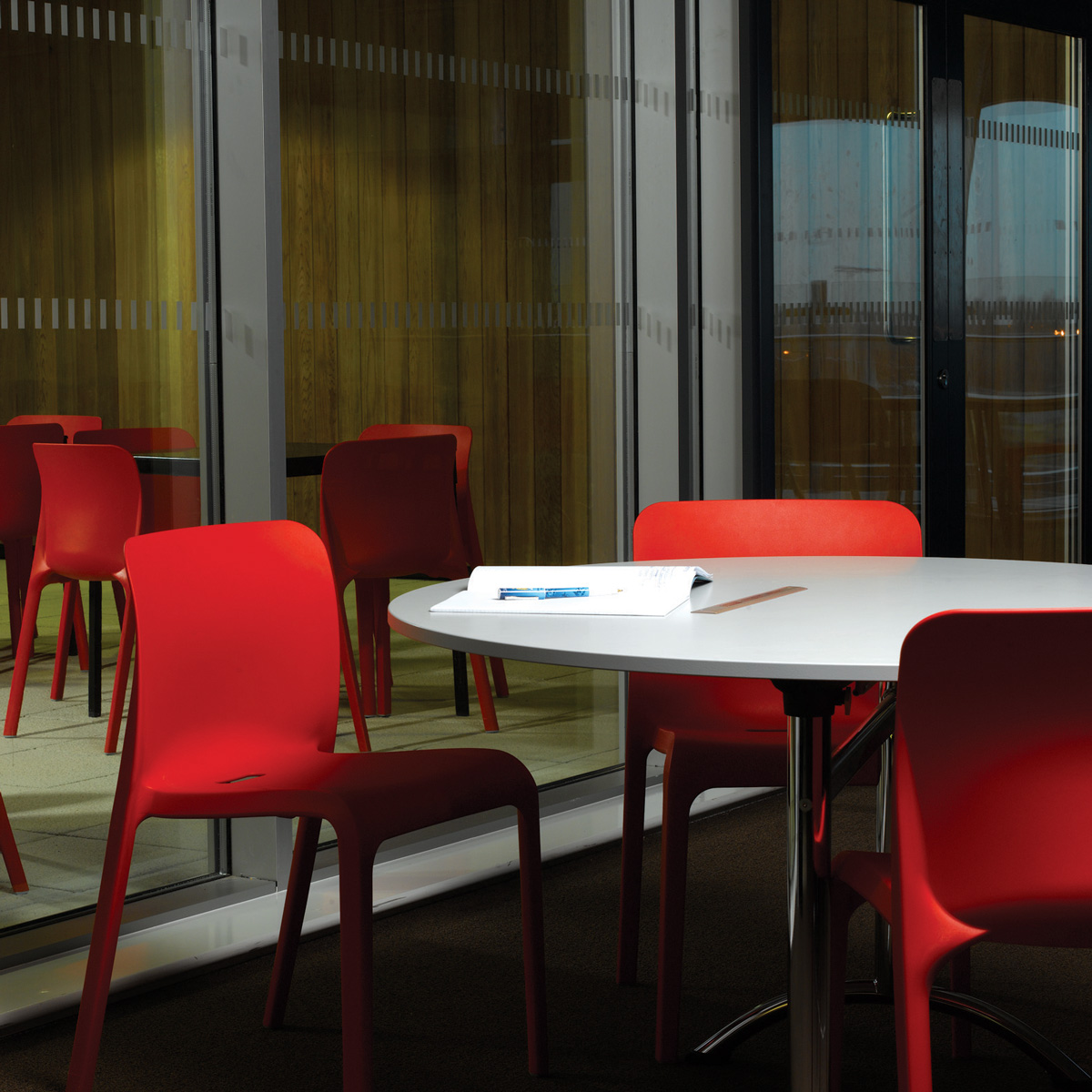 Poppy Chair - Advanced Furniture